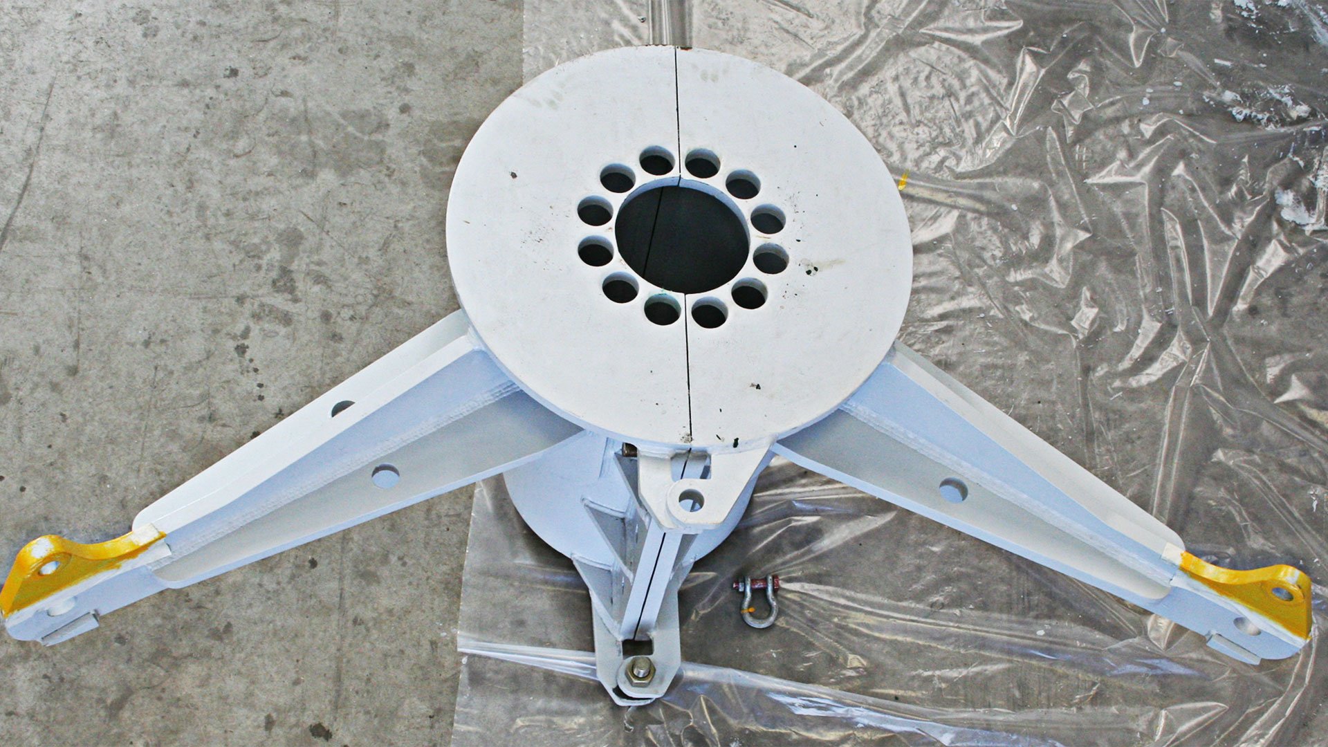 Riser Securing Clamps | AH001 Ivanhoe Oil Field