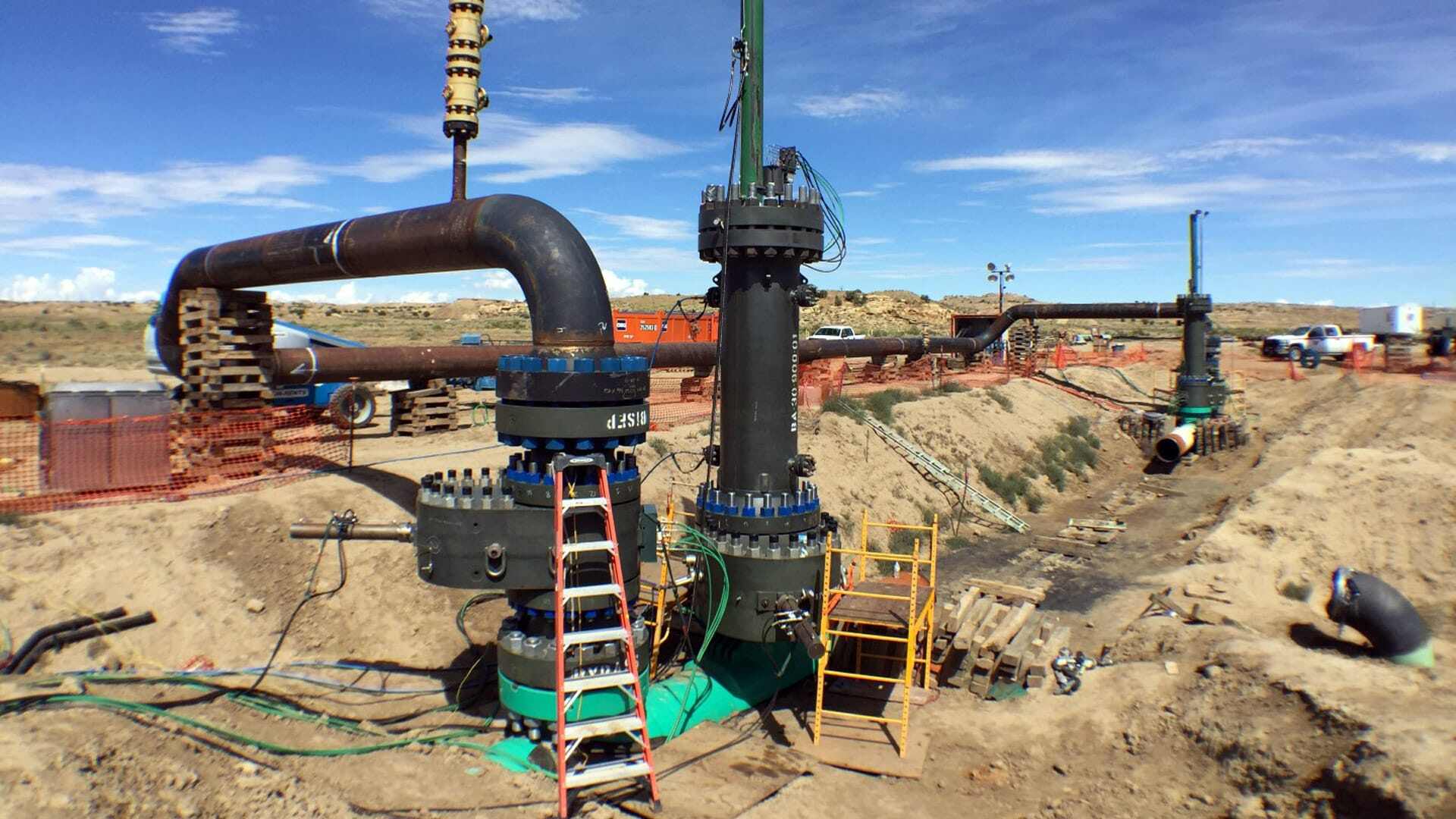 30" Dual BISEPs, Cortez Pipeline, New Mexico, USA